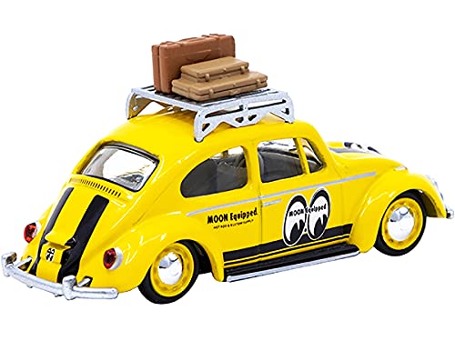 VW Beetle Low Ride Yellow with Roof Rack and Luggage Mooneyes Collaboration Model 1/64 Diecast Model Car by Schuco & Tarmac Works T64S-006-ME1