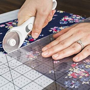 Cricut Rotary Cutter - Rotary Cutter for Fabric, Sewing and Quilting Projects - Compatible For Both Right- and Left-Handed Use - [45mm]