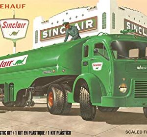 Atlantis Vintage Gas Truck Plastic Model Kit 1/48 Models Green