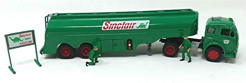 Atlantis Vintage Gas Truck Plastic Model Kit 1/48 Models Green