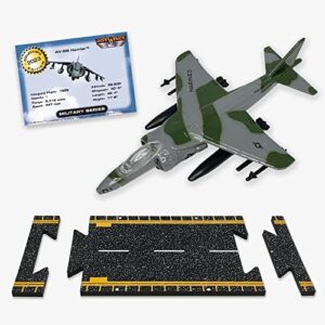 hot wings planes av-8b harrier (green) with connectible runway die cast plane