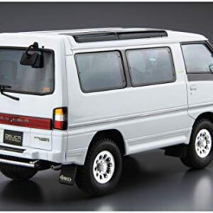 Aoshima 1/24 Scale P35W Delica Star Wagon '91 - Plastic Model Building Kit # 6139