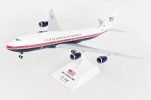 daron skymarks 747-8i air force one (vc25b) 1/200 scale w/gear skr1076 new 2020