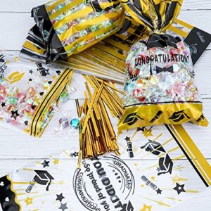 Konsait Graduation Cellophane Bags, 100pcs Clear Candy Cookie Treat Bags with Twist Ties for Bakery Biscuit Chocolate Snacks,Holiday Goody Bags, Graduation Party Favors Supplies Gifts Bags