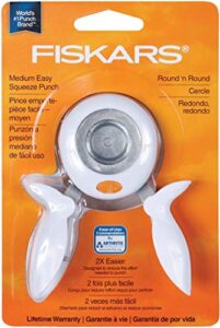 fiskars 174360-1001 medium circle squeeze punch, 1 inch, white , navy blue