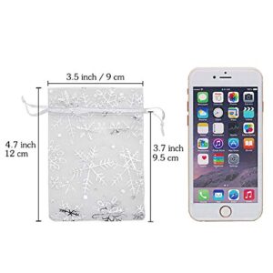 HRX Package 100pcs Snowflake Organza Gift Bags Christmas 3.5 x 4.7 inch, Small White Mesh Jewelry Pouches Little Drawstring Candy Bags