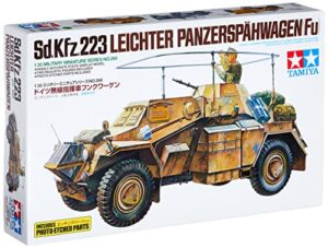 tamiya 300035268 1: 35 wwii special vehicle 223 light späh tank (2)