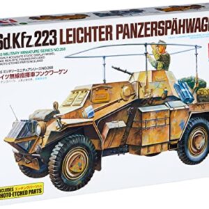 TAMIYA 300035268 1: 35 WWII Special Vehicle 223 Light Späh Tank (2)