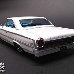 AMT 1963 Ford Galaxie 1/25 Scale Plastic Model Kit, White, AMT1186