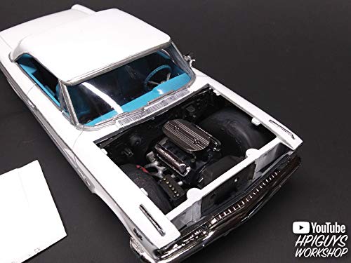 AMT 1963 Ford Galaxie 1/25 Scale Plastic Model Kit, White, AMT1186