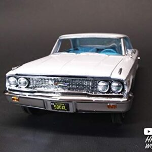 AMT 1963 Ford Galaxie 1/25 Scale Plastic Model Kit, White, AMT1186