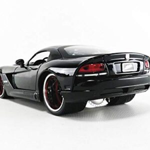 Fast & Furious 1:24 Letty's Dodge Viper SRT10 Die-Cast Car, Toys for Kids and Adults