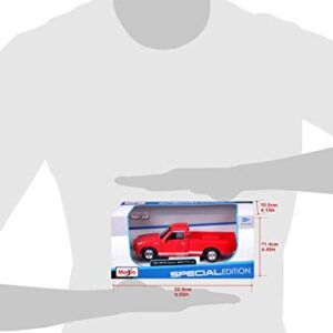 Maisto Datsun 620 Pickup (1973) 1:24 Scale Model Car Opening Doors 20 cm Red (531522)