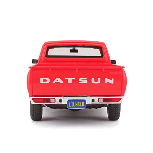 Maisto Datsun 620 Pickup (1973) 1:24 Scale Model Car Opening Doors 20 cm Red (531522)