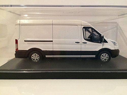 Greenlight 86039 2015 Ford Transit LWB Oxford White 1:43 Scale Diecast