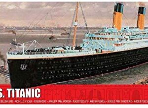 Airfix RMS Titanic 1:400 Passenger Ship Plastic Model Gift Set with Paint and Glue A50146A