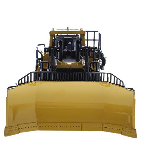 1:64 Scale Caterpillar D11 Dozer with 2 Blades and Rear Rippers - Construction Metal Series by Diecast Masters - Comes with JEL Blade Attachment - Made of Diecast Metal with Plastic Parts