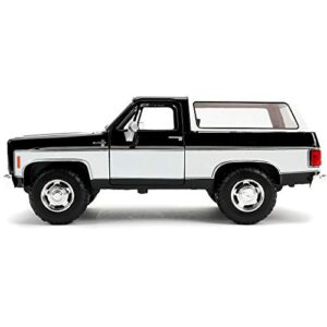 Jada Toys 1980 Chevy Blazer K5 Black/White 1:24 Die - Cast Vehicle