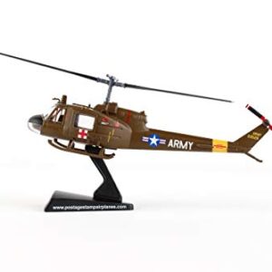 Daron Worldwide Trading Postage Stamp UH-1 Huey MEDEVAC US Army Vehicle (1/87 Scale)