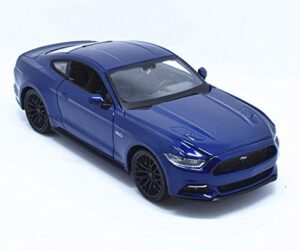 kinsmart 2006 ford mustang gt hardtop 1/38 scale diecast car (blue)