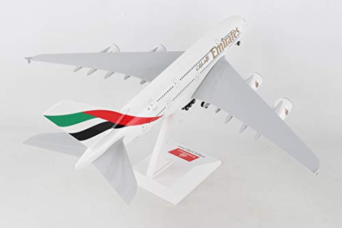 Daron Skymarks Emirates A380-800 Airplane Model Building Kit with Gear, 1/200-Scale