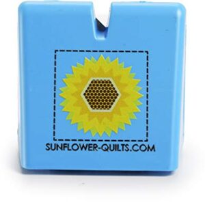 The Original Thread Cutter by Sunflower Quilts (Blue)