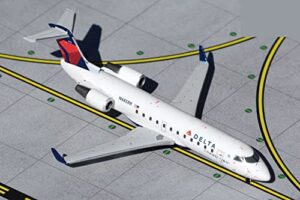 geminijets gjdal2034 delta connection crj-200lr n685br; scale 1:400