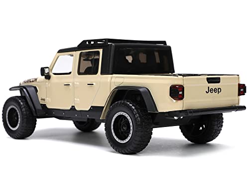 Jada Toys Just Trucks 1:24 2020 Jeep Gladiator Die-cast Car Tan with Tire Rack, Toys for Kids and Adults (32711)