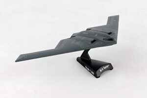 daron worldwide trading b-2 spirit vehicle (1:280 scale) , gray