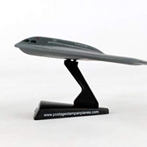 Daron Worldwide Trading B-2 Spirit Vehicle (1:280 Scale) , Gray