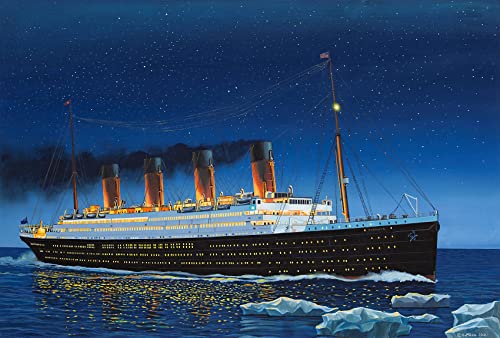 Revell of Germany 05210 RMS Titanic Plastic Model Kit, Brown