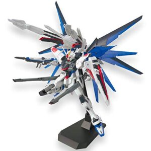 Bandai Hobby MG Freedom Gundam (Ver. 2.0)"Gundam Seed 1/100, Multi-Colored, 8" (BAN204883)