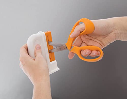 Fiskars 1020499 Scissors Sharpener, 9 x 4 x 13.8 cm, White/Orange