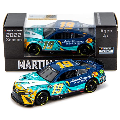 Lionel Racing Martin Truex Jr 2022 Auto-Owners MTJF Sherry Strong Diecast Car 1:64 Scale