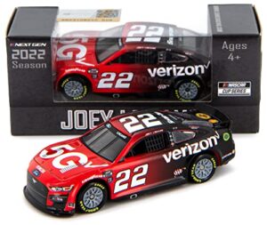 lionel racing joey logano 2022 verizon diecast car 1:64 scale