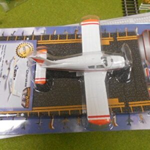 Hot Wings Piper Cherokee Die-Cast Airplane - 13111