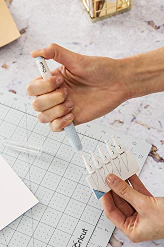 Cricut TrueControl Knife Kit - For Use As a Precision Knife, Craft knife, Carving Knife and Hobby Knife - For Art, Scrapbooking, Stencils, and DIY Projects - Comes With 5 Spare Blades - [Blue]