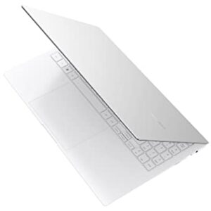 SAMSUNG 15.6” Galaxy Book2 Pro Laptop Computer, i5 / 8GB / 512GB, 12th Gen Intel Core Processor, Evo Certified, Lightweight, 2022 Model, Silver