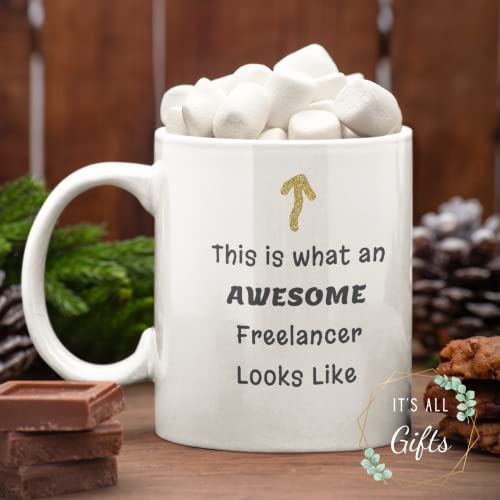 This is What an Awesome Writer Looks Like Coffee Mug makes a Great Writer Christmas gift. Great stocking stuffer too! 15 oz