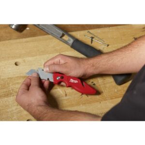 Milwaukee 48-22-1901 Fastback Press and Flip Utility Knife with Belt Clip and Onboard Wire Stripping