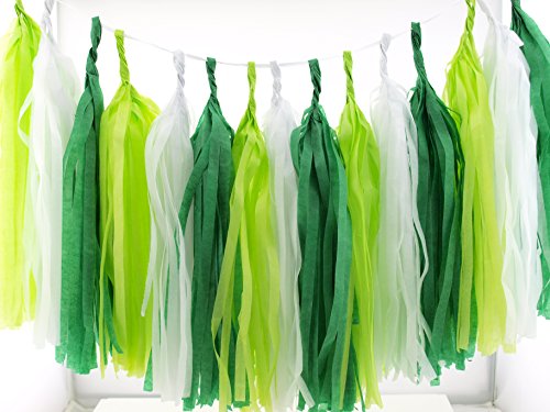 St Patrick's Day Tissue Paper Garland, Shamrock Green Streamers (Set of 15) - St Patricks Day Party Supplies, Irish Luck Green Decorations for Party, St Patricks Day Leprechaun Bunting Banner