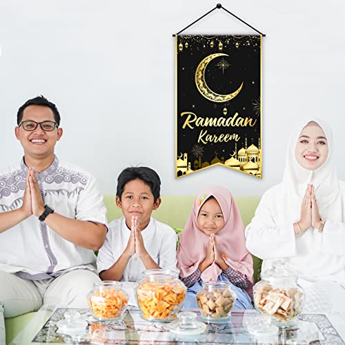 Ramadan Kareem Hanging Door Sign Ramadan Decorative Hanging Sign Muslim Party Decorations Black Gold Moon Lantern Banner for Ramadan Kareem Eid Mubarak Home Decor Muslim Ramadan Party Supplies Favor