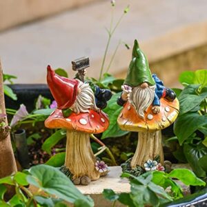 TERESA'S COLLECTIONS Garden Gnomes Statues, Lawn Ornaments, Set of 2 Outdoor Gnomes Mushrooms Statues, Funny Resin Garden Statues for Patio Yard Home Decoration 6.7 inch