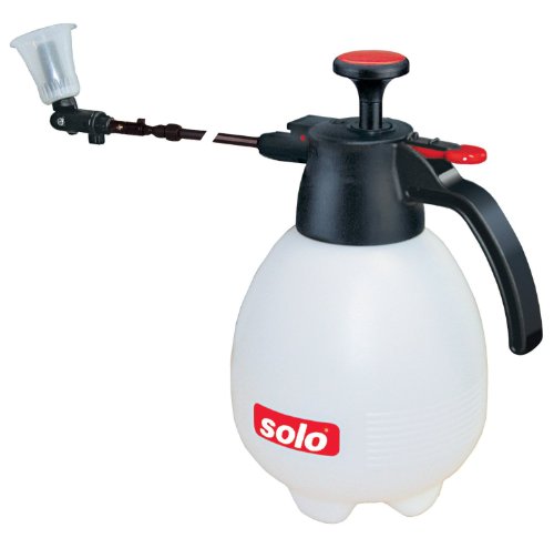 Solo 420 2-Liter One-Hand Pressure Sprayer with Adjustable Telescoping Wand