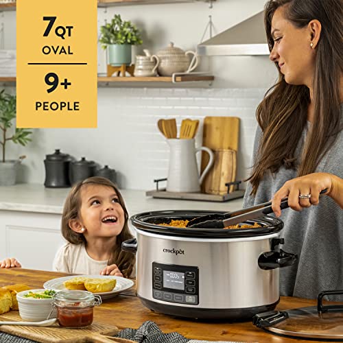 Crockpot Portable 7 Quart Slow Cooker with Locking Lid and Auto Adjust Cook Time Technology, Stainless Steel