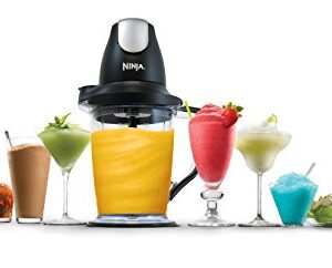 Ninja QB1004 Blender/Food Processor with 450-Watt Base, 48oz Pitcher, 16oz Chopper Bowl, and 40oz Processor Bowl for Shakes, Smoothies, and Meal Prep,Black