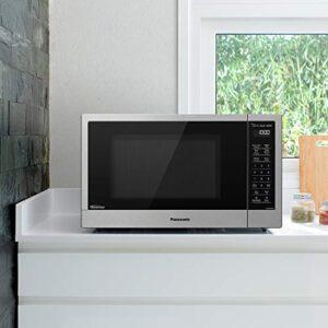 Panasonic NN-SN67K Microwave Oven, 1.2 cu.ft, Stainless Steel/Silver