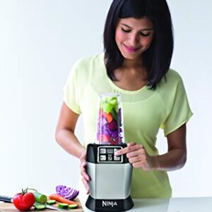 Ninja BL480D Nutri Personal Countertop Blender, Auto-iQ Technology, 1000-Watts, for Frozen Drinks, Smoothies, Sauces & More, with 18-oz. & 24-oz. To-Go Cups & Spout Lids, Black/Silver