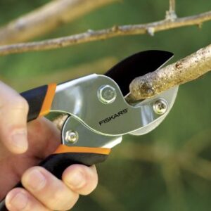 Fiskars Power-Lever Anvil Pruner 8 Inch