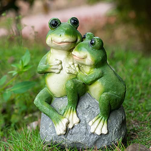 St. Patricks Day Frog Statue Garden Decor, Resin 2 Frogs on Stone Figurine for Indoor Outdoor Decoration Sculpture Gardening Gift